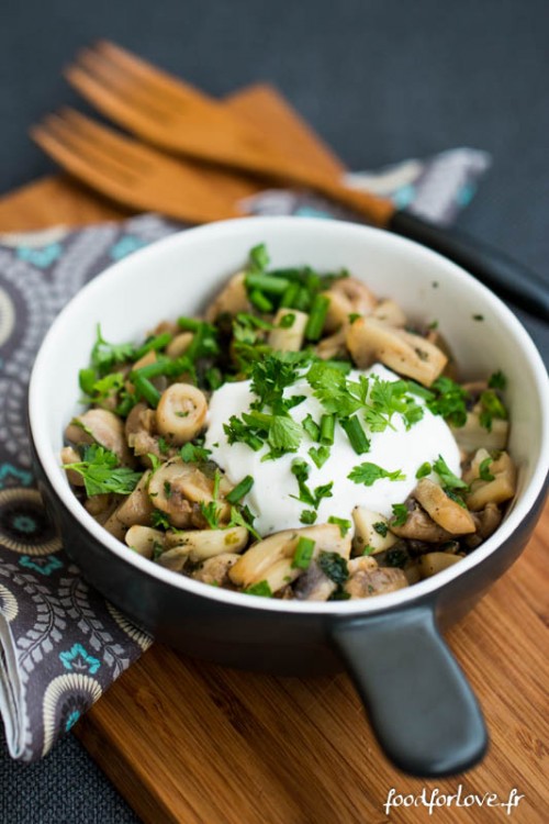 Champignons Sautés, sauce aux Herbes - Food for Love