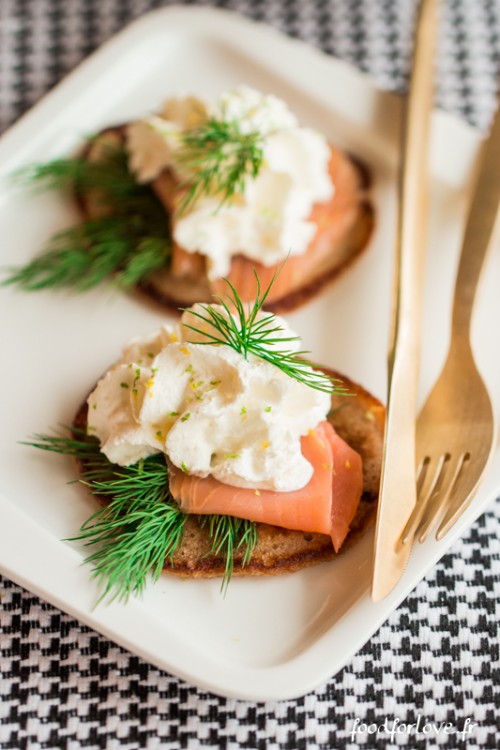 Blinis à la Châtaigne sans gluten, Saumon fumé et Crème Citronnée ...